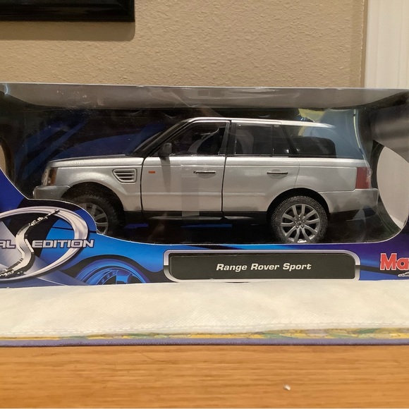 maisto | Toys | Maisto Range Rover Sport | Poshmark